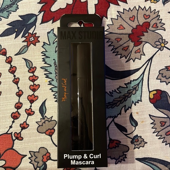 Max Studio | Makeup | Mac Studio Plump Curl Mascara | Poshmark